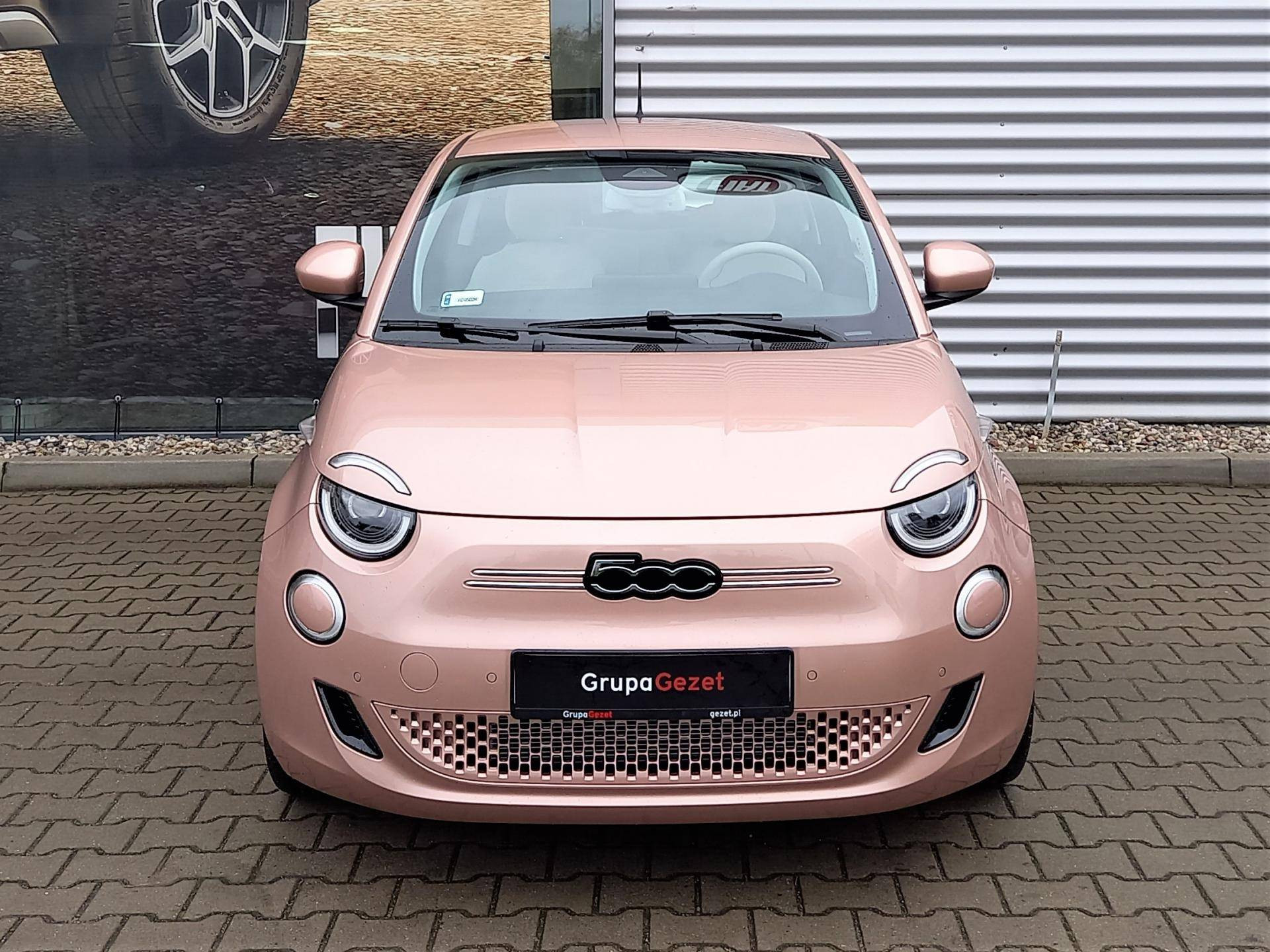 Fiat 500 BEV 3+1 BEV 118 KM la Prima - Samochód dostępny u dealera GEZET SP. Z K.