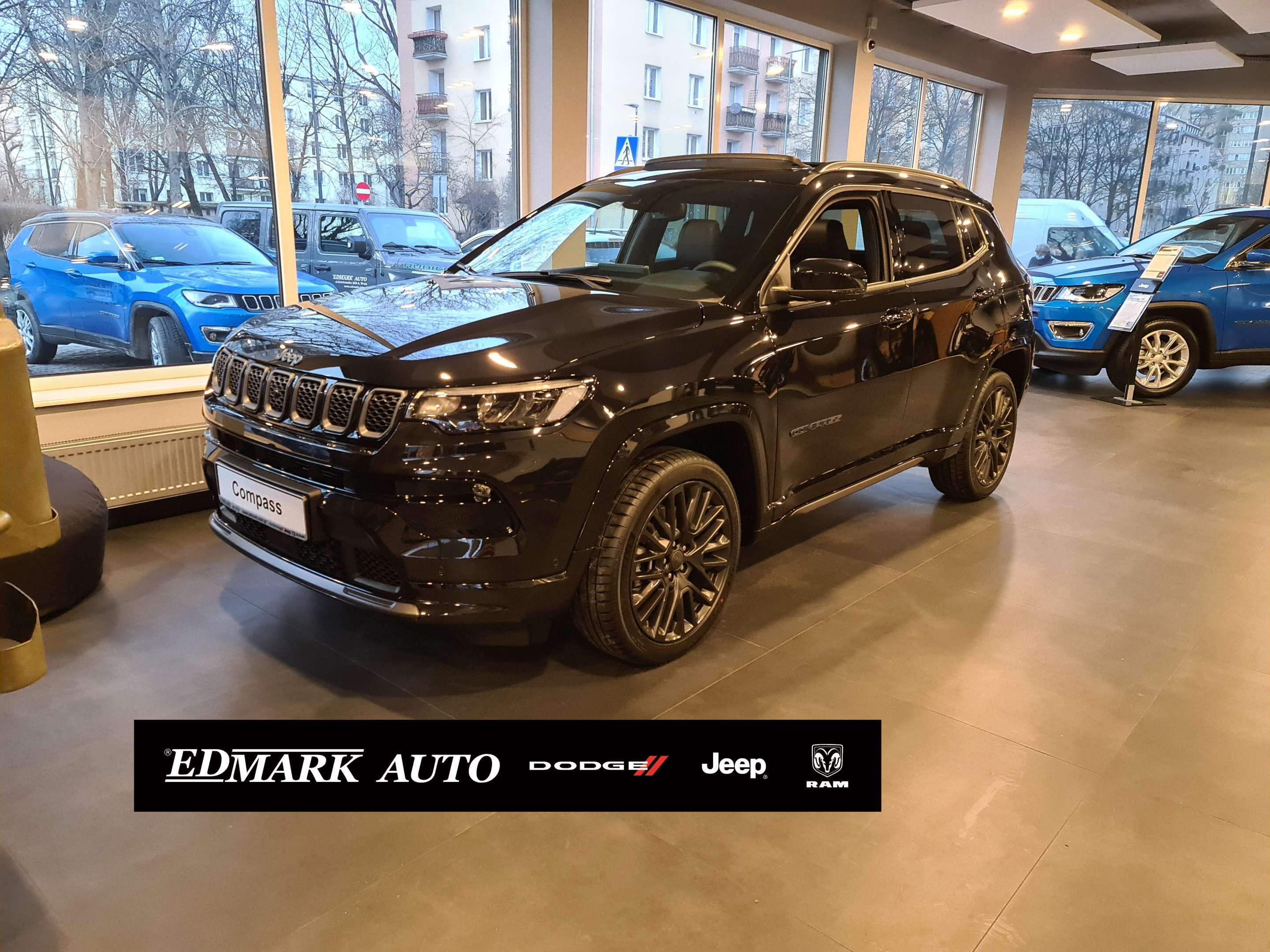 Jeep COMPASS PLUG-IN HYBRID MY22 S 1.3 GSE T4 PHEV 240KM AT 4XE - Samochód dostępny u dealera ...