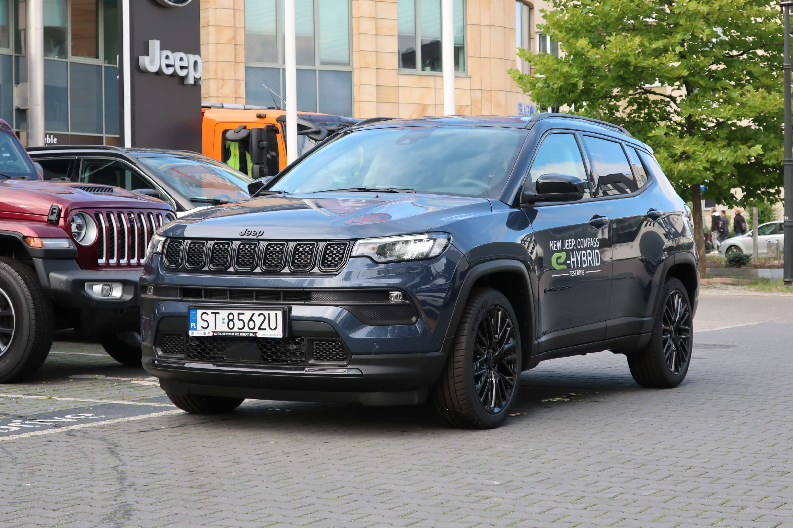 Jeep COMPASS MY22 NIGHT EAGLE 1.3 GSE T4 130KM MT FWD - Samochód ...
