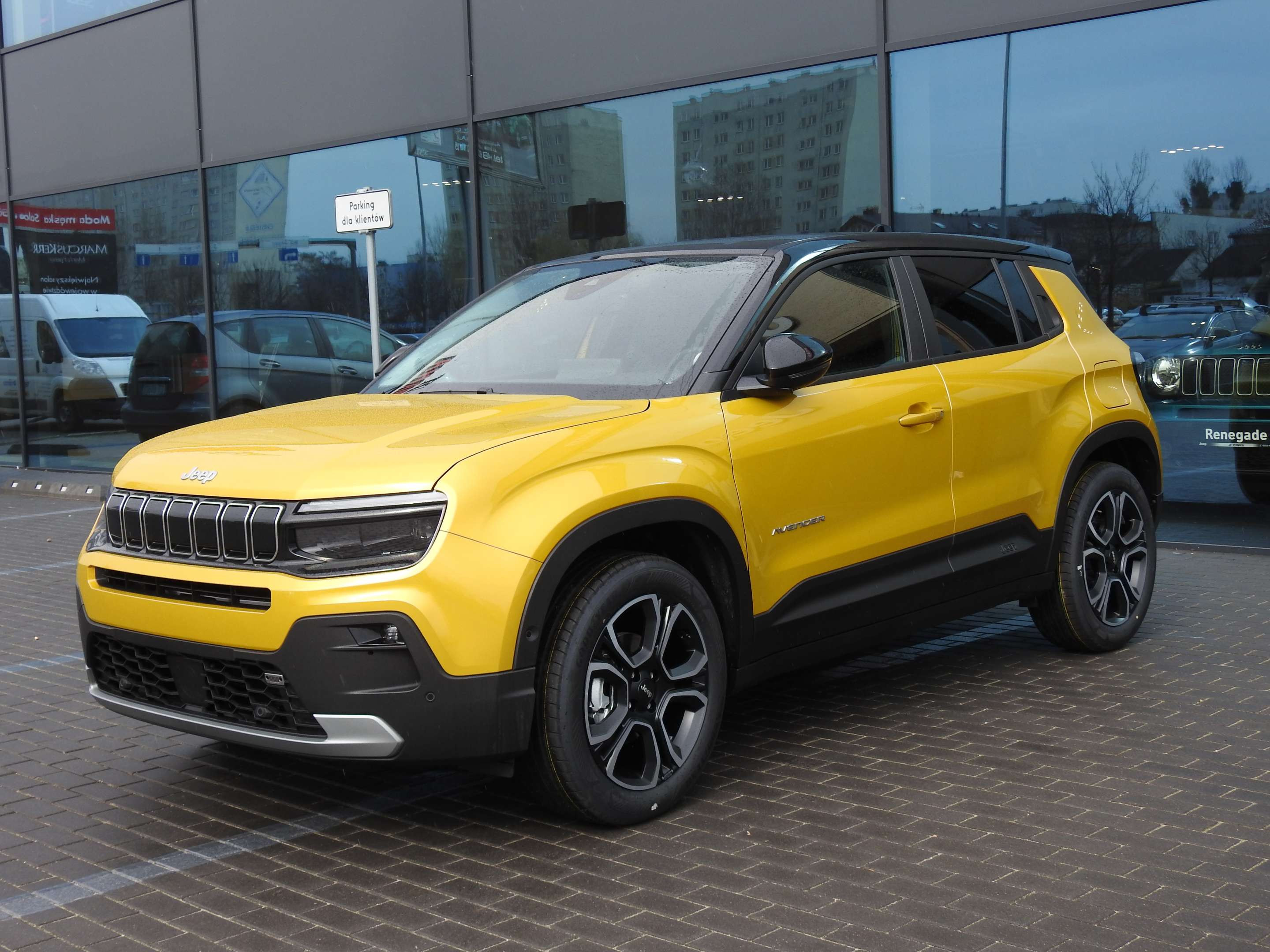 Jeep AVENGER SUMMIT 1.2 TB PURETECH 100KM MT6 - Samochód dostępny u ...