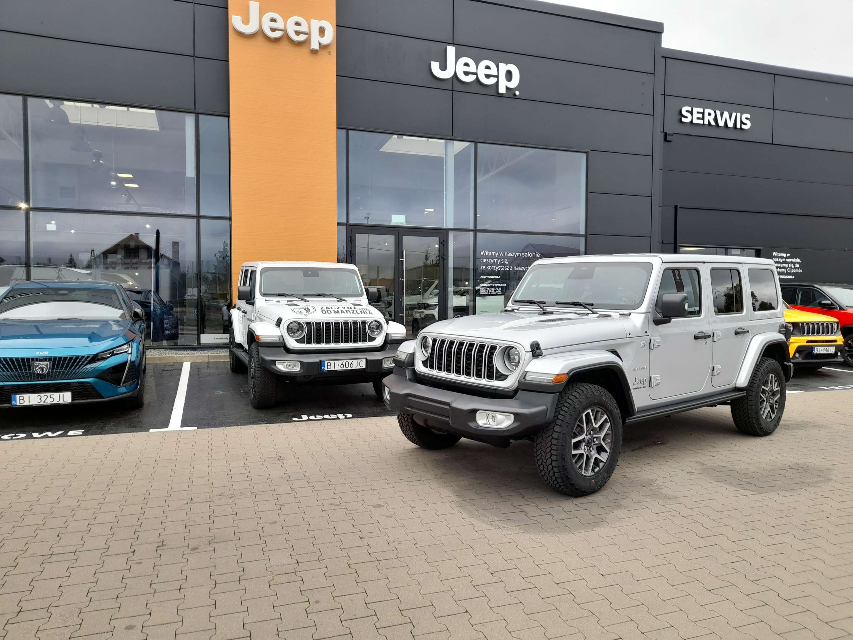 Jeep WRANGLER ICE MY24 SAHARA GME 2.0 Turbo 272 KM ATX 4WD - Samochód ...