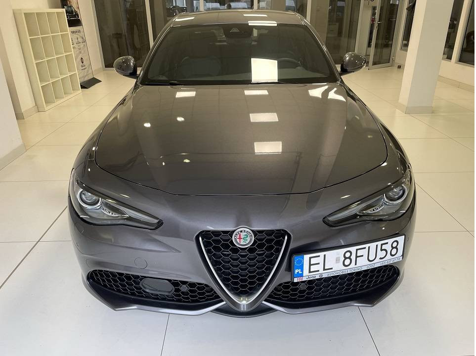 Alfa Romeo Giulia MY22 2.0 GME TURBO BENZYNA 280 KM AT Q4 TI - Samochód ...
